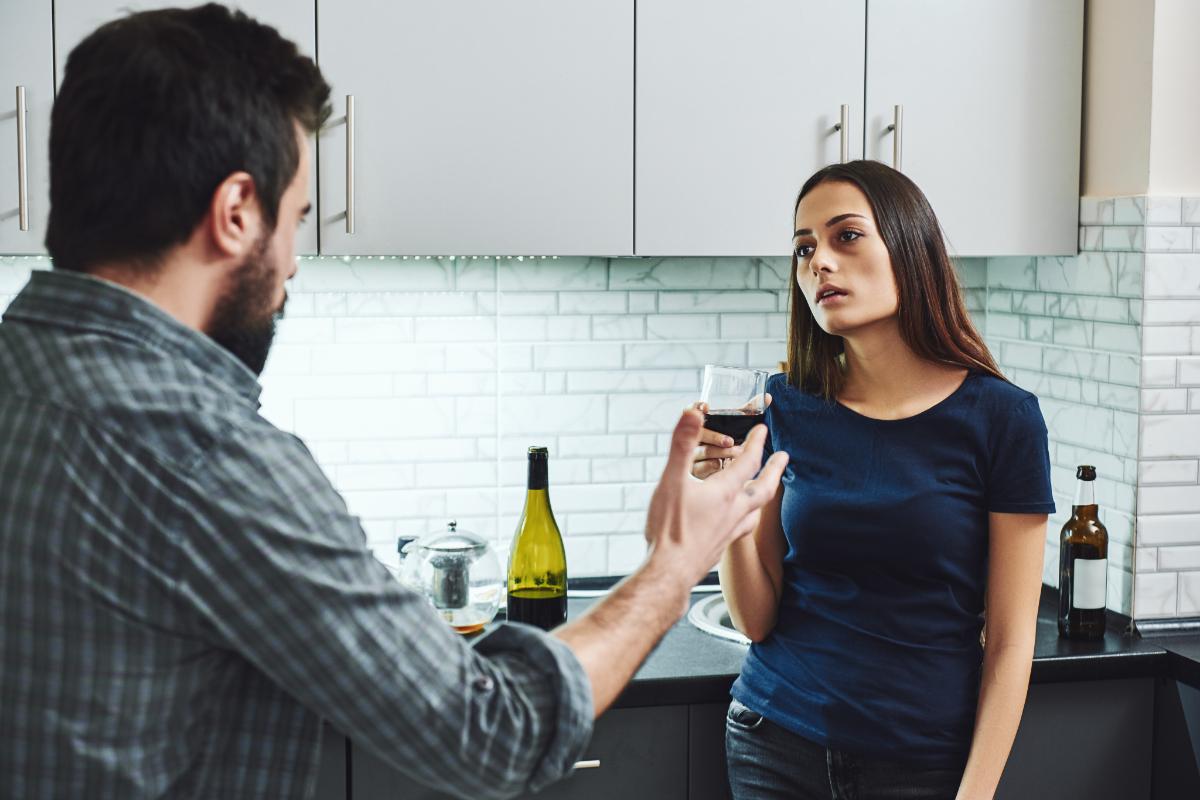 Signs of Alcoholic Behavior | Alcoholism Rehab Center CA